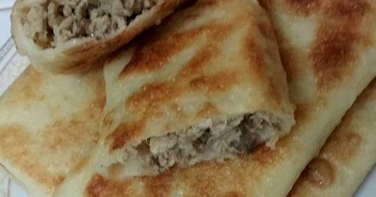 KUIH ROPA BERINTI IKAN(KUIH LIPAT)..ENAKNYA MAKANAN TERENGGANU