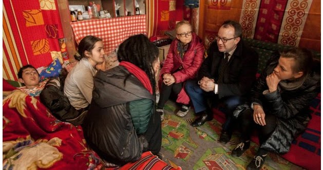 Nie "pa Rromanes" ale o Romach