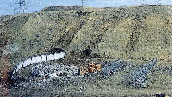 Landfill Litter: Exposed to Wind