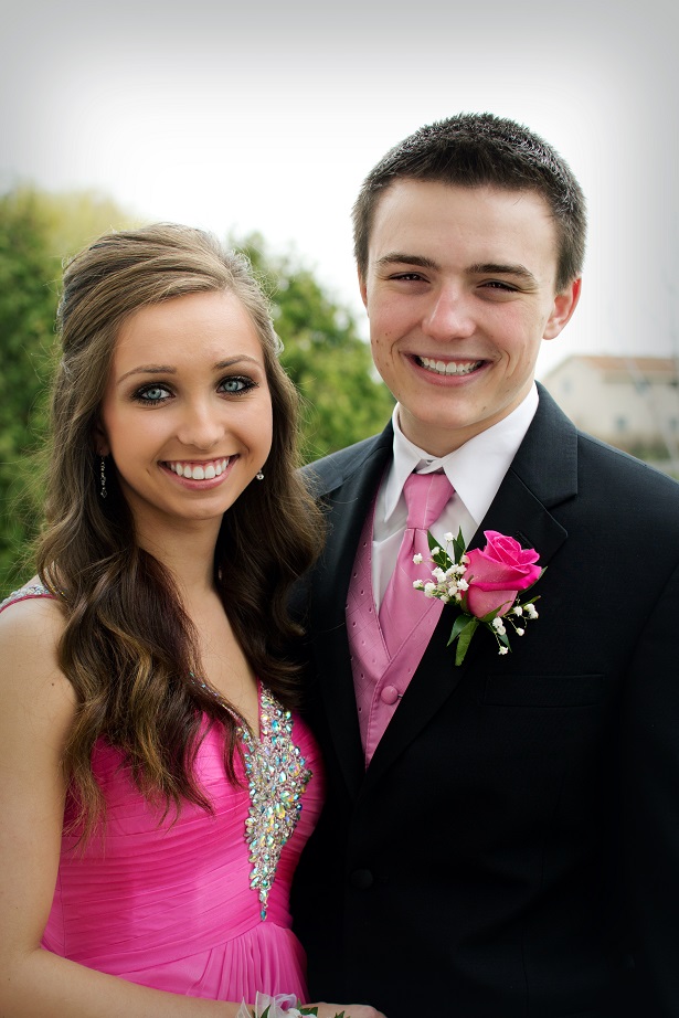 The Sew*er, The Caker, The CopyCat Maker: Prom Pics