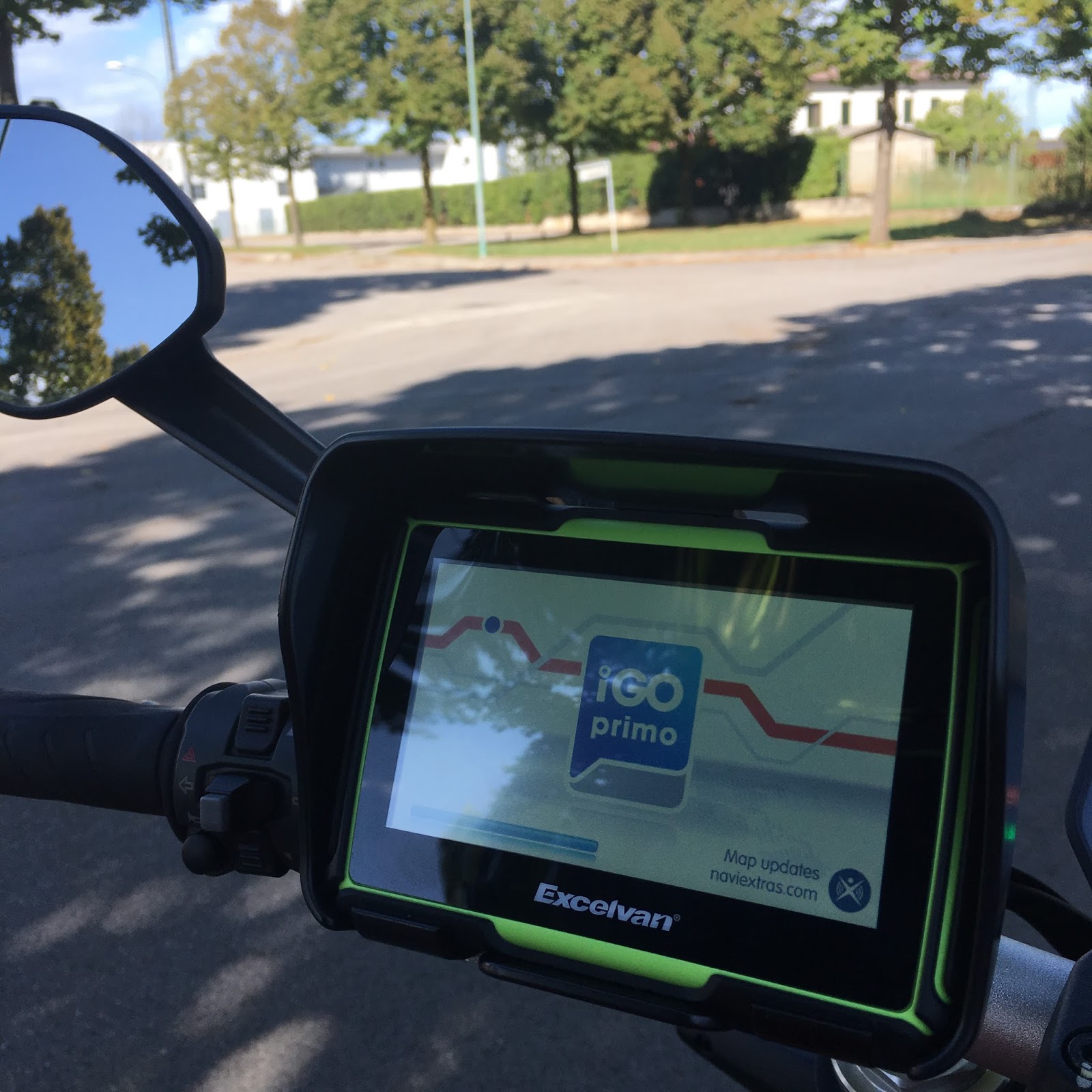Accessori: Navigatore GPS impermeabile per moto Excelvan con sistema di ...