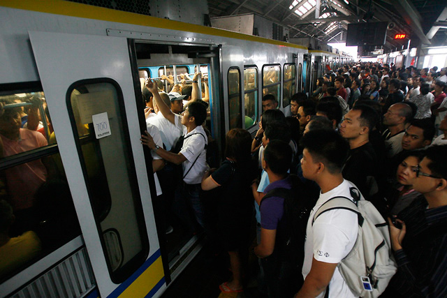 Napapanahong Isyu: LRT at MRT