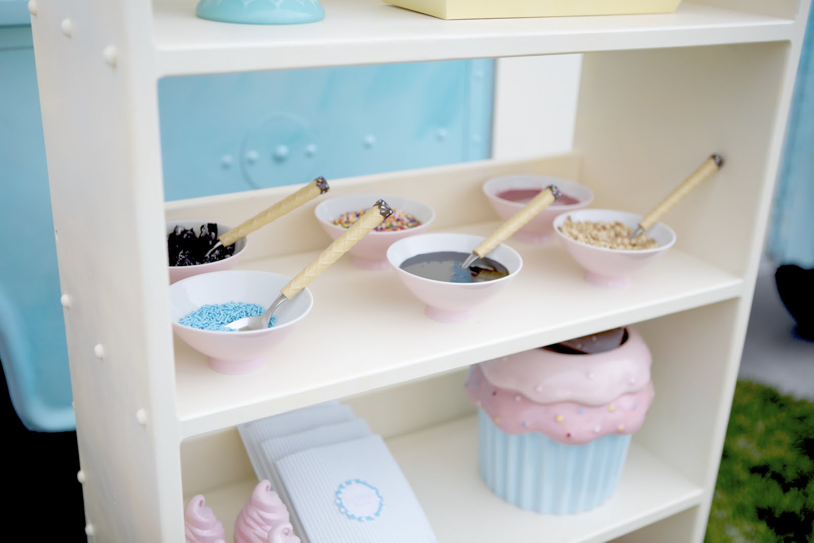 Kara's Party Ideas Ice Cream Social - Summer, Vintage Ice Cream Party ...