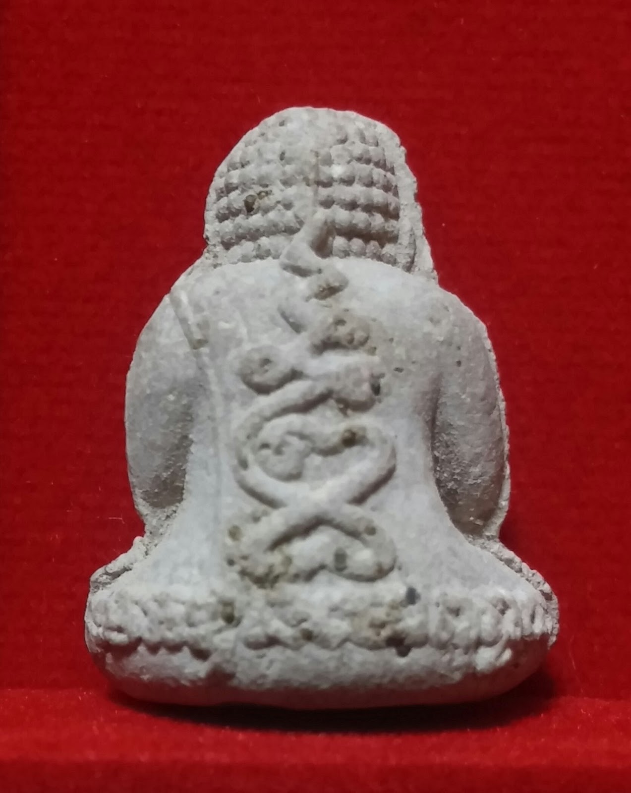 World of Amulets: Lp moon Amulets - Collection