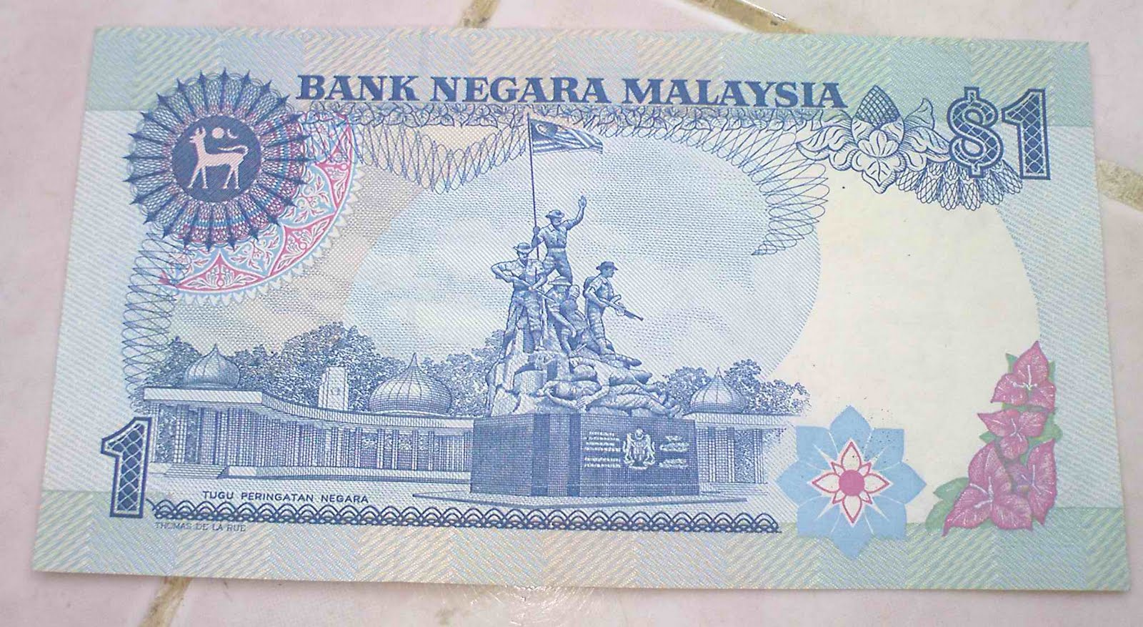 Baranganterpakai: Duit RM1 lama