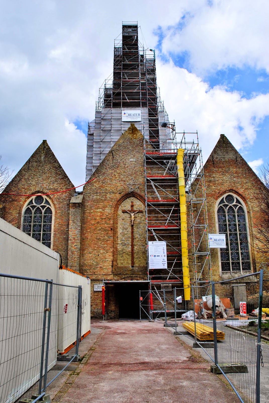 Histoires du Nord 3: Notre-Dame de l'assomption de Warhem se refait une ...