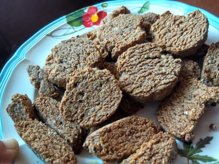 Whole Grain Ragi Cookies With Almonds (Nachini Cookies)