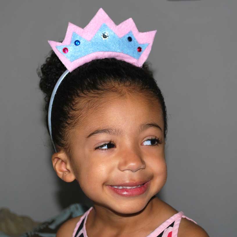 The Moody Fashionista Felt Princess Tiara Tutorial The Moody Fashionista Felt Princess Tiara Tutorial