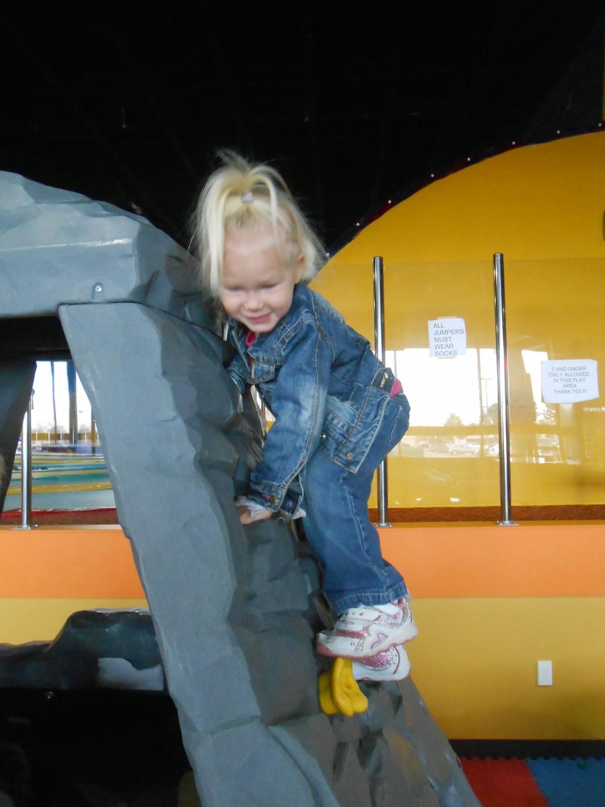 Explore Colorado: Jumpoline Family Fun Center ~ Trampoline Fun For Everyone