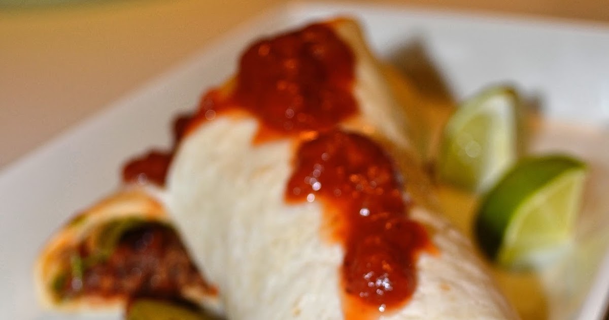 Chili con carne burritos