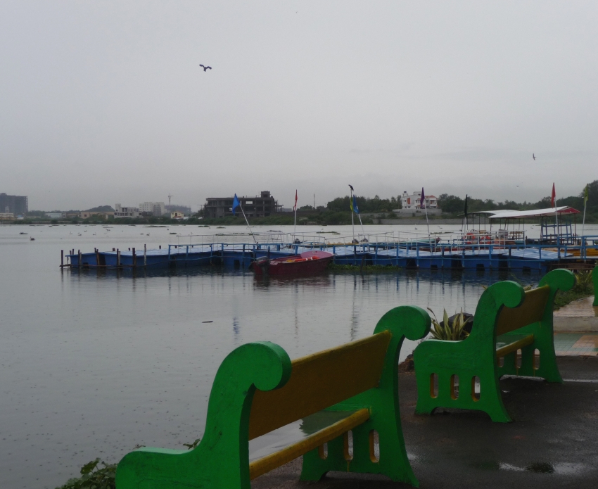 Tamilnadu Tourism: Muttukadu boat house