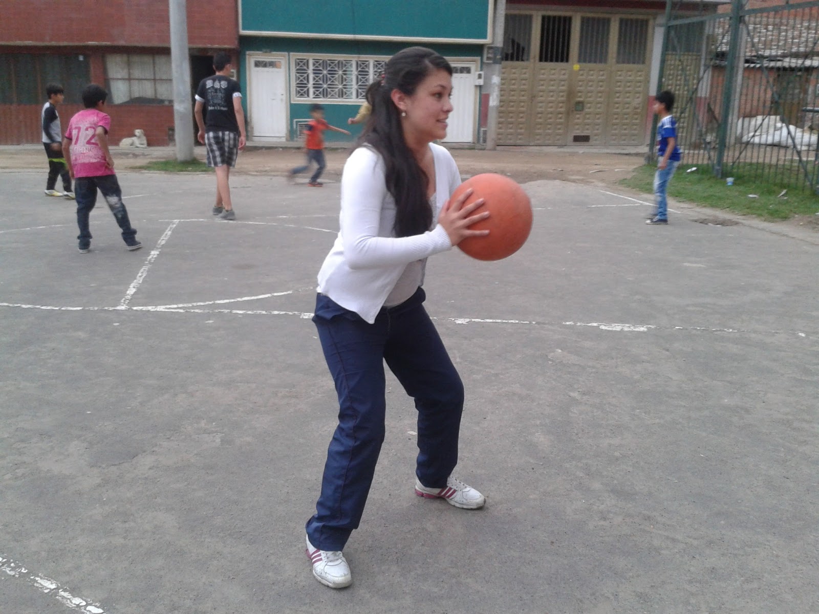 TÉCNICAS DEL BALONCESTO