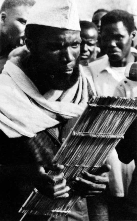 Anthems for the Nation of Luobaniya • 罗巴尼亚国歌: Nigéria - Musiques du ...