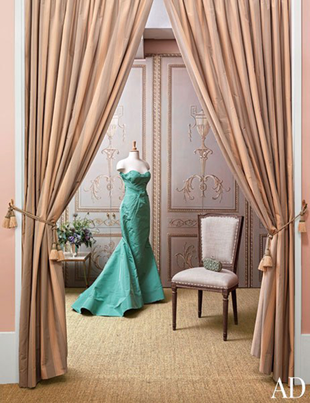 Heart of Gold: Office Crush:: Moda Operandi