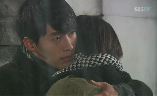 Ha Ji Won and Hyun Bin Hug Photos ♥: Gil Ra Im and Kim Joo Won Hug in ...