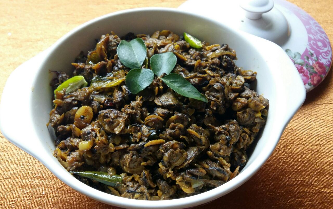 Rehnas' Food Book: Clams Roast / Kakka Erachi Roast