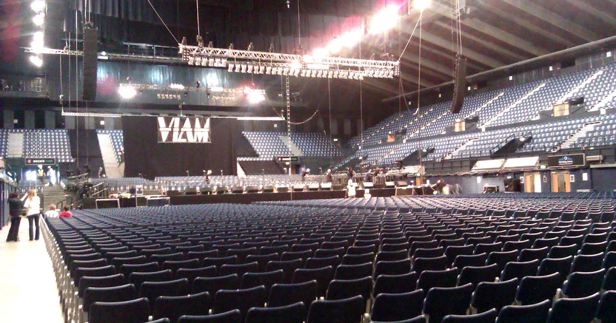 Soundboy Pictures: Wembley Arena setting up