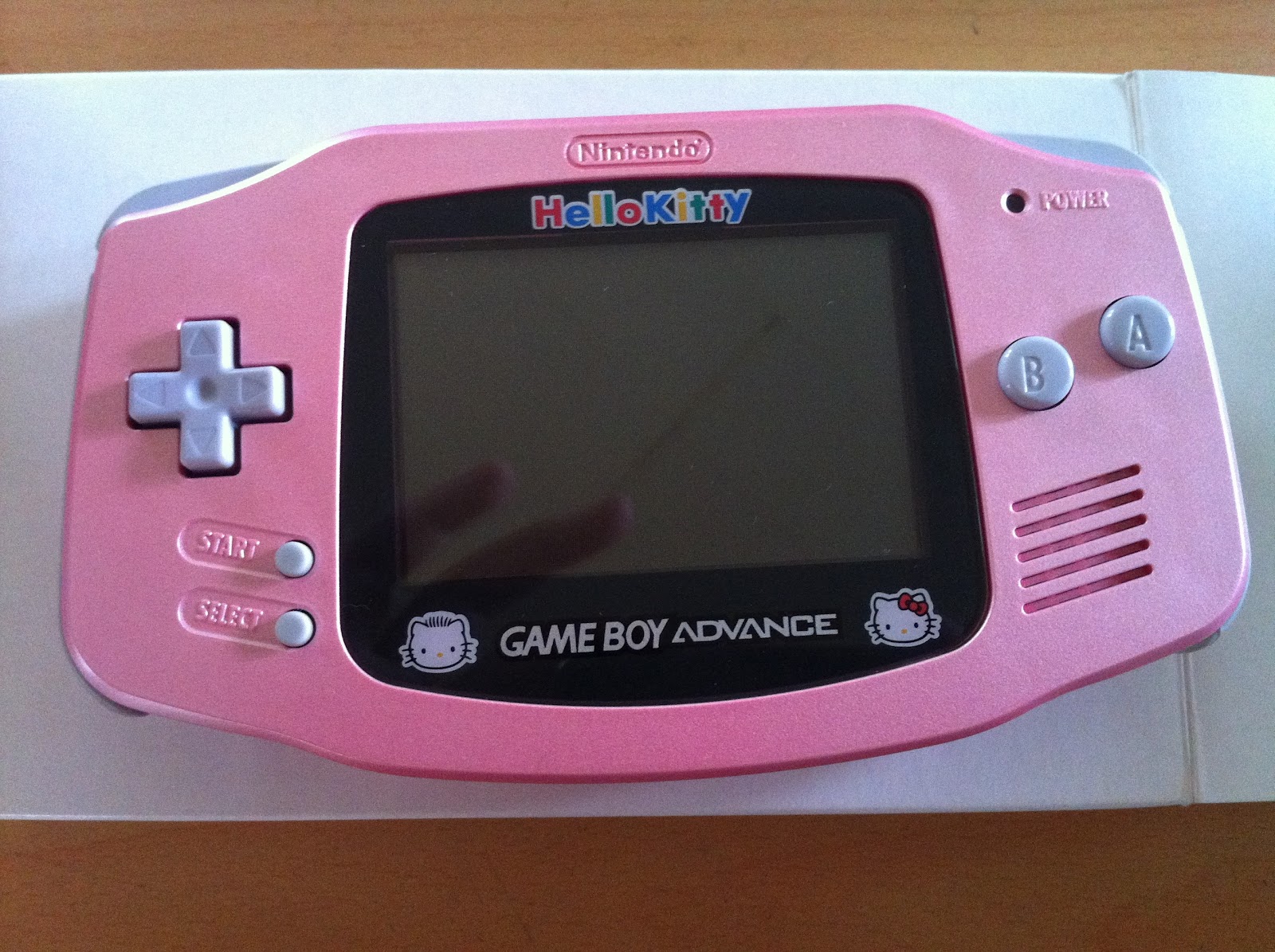Achievements unlocked: [Arrivage] Game Boy Advance Hello Kitty