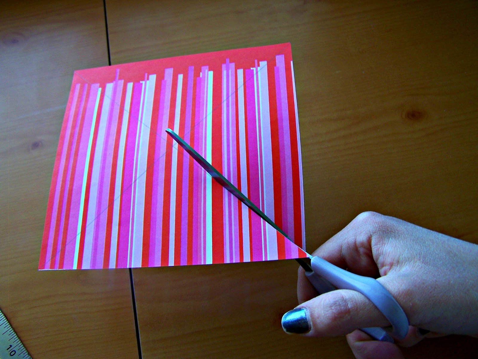 Mariah's Creations: Making Pinwheels {Tutorial}