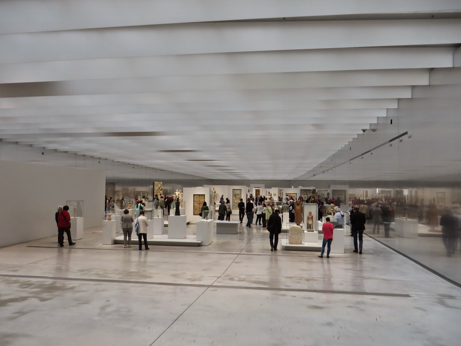 EntreVoir: la Galerie du Temps - Louvre Lens