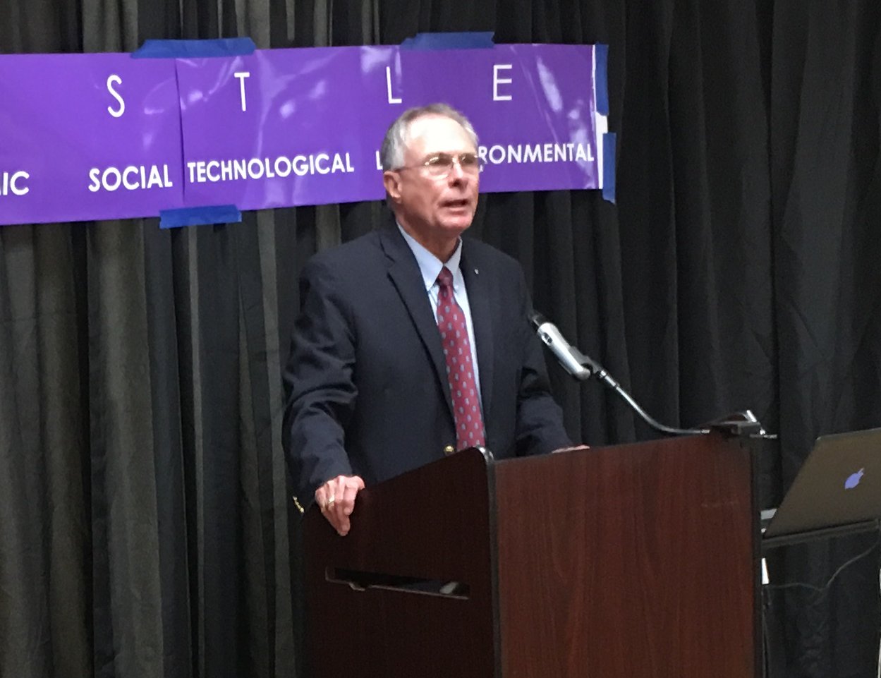 Roscoe Hard Times: School Hosts Spring STEM Advisory Meeting