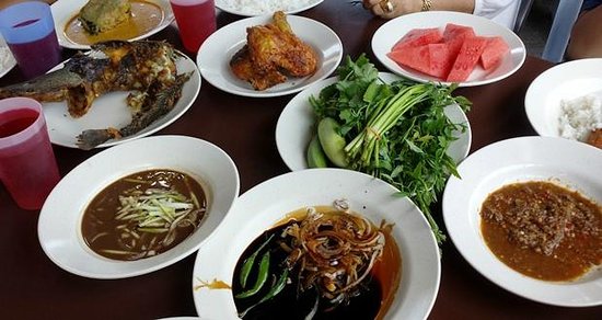 Nur Adlin Ezani's Blog: Tempat-tempat yang menarik di Kelantan