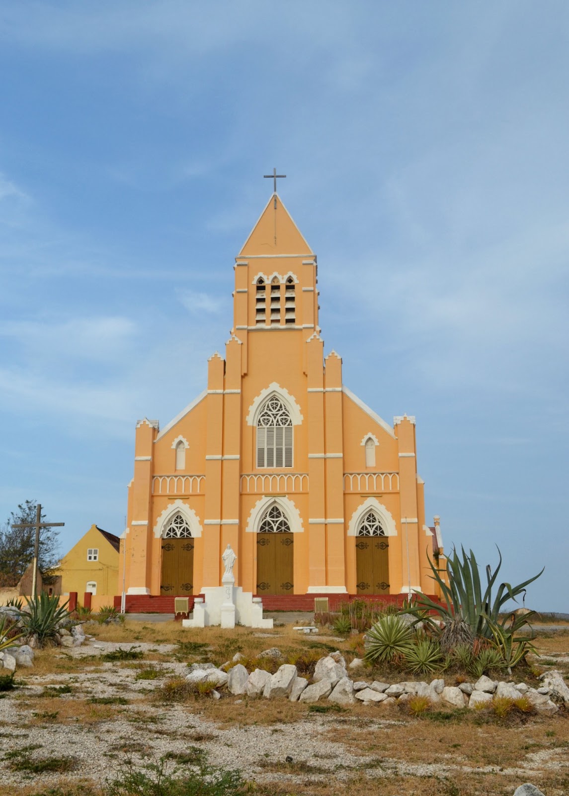 Heart of Gold: Postcards from Curacao (Part 1)