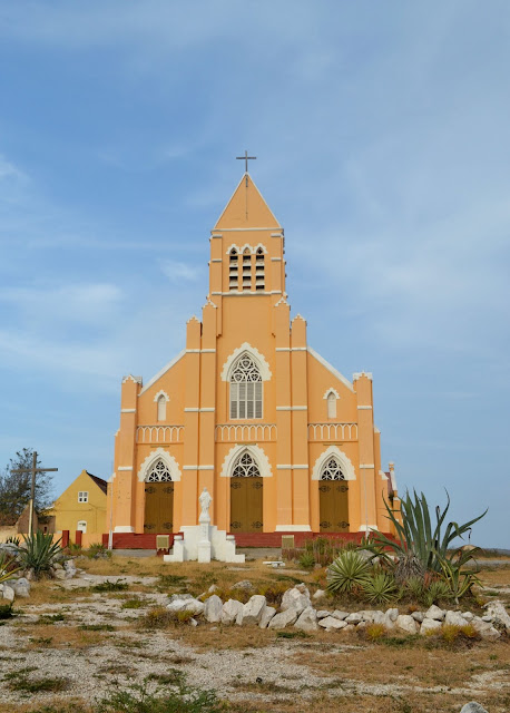 Heart of Gold: Postcards from Curacao (Part 1)