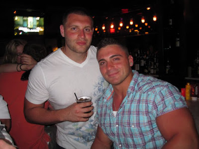 the beauty of male muscle: muscle friends