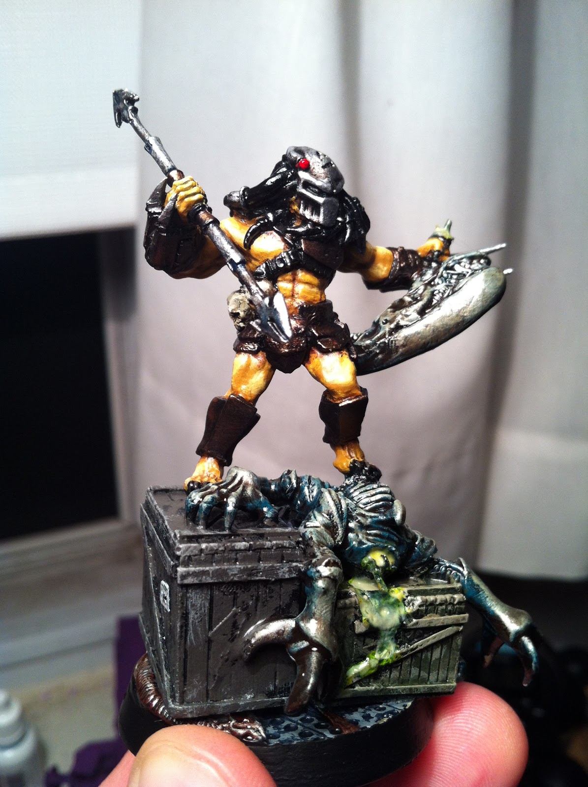 Ten Inch Template: Predator Deathleaper