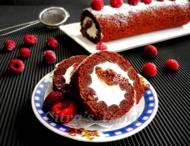 Citra's Home Diary: (Not so) Natural Red Velvet Swiss Roll cake