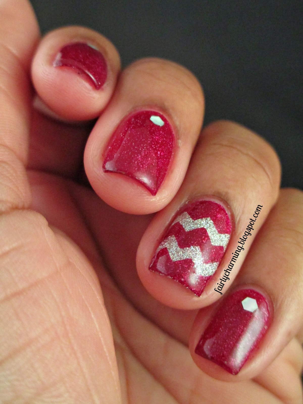 Fairly Charming: Playing with Nail Vinyls!