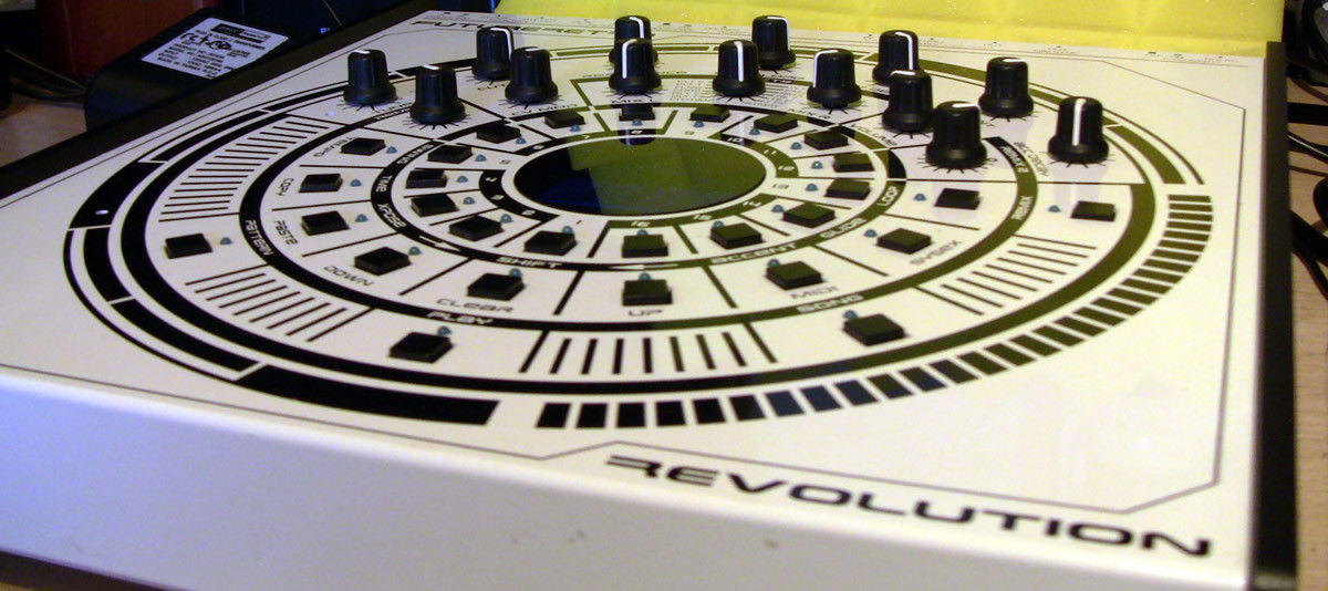 MATRIXSYNTH: Future Retro Revolution Analog Synthesizer