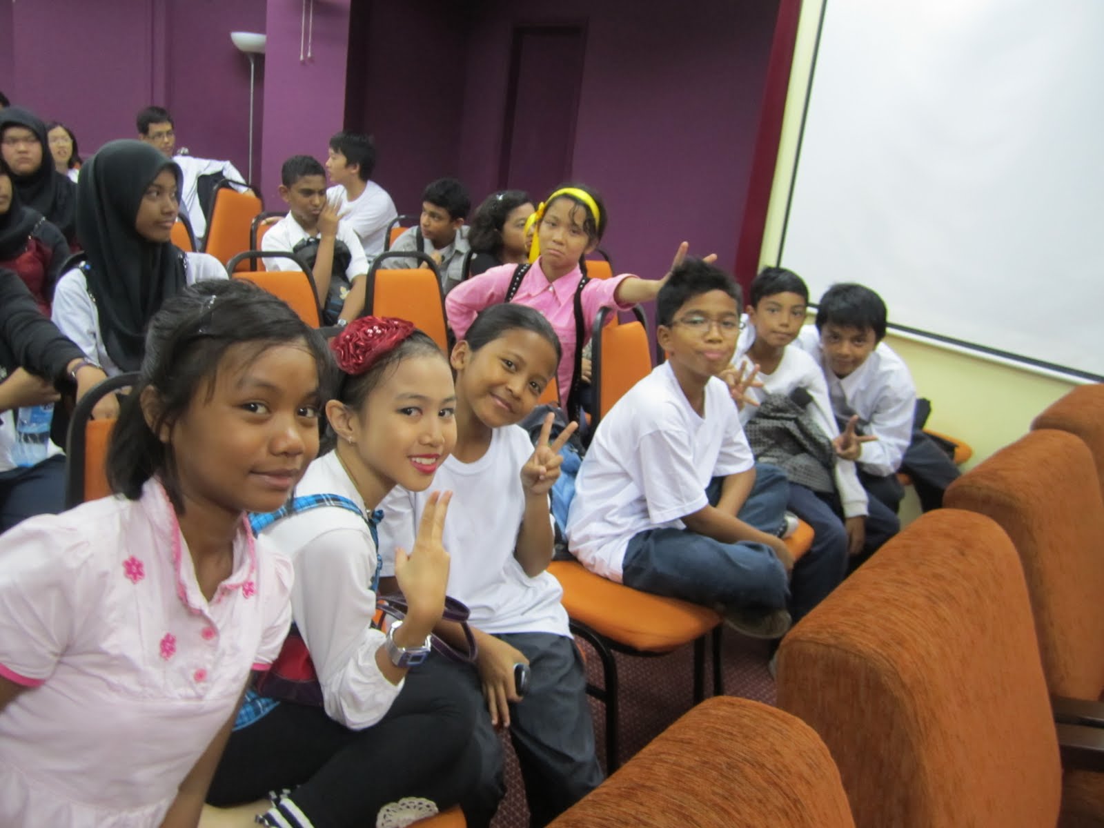 MGBK PETALING PERDANA: KARNIVAL PENDIDIKAN KAUNSELING KERJAYA PERINGKAT ...