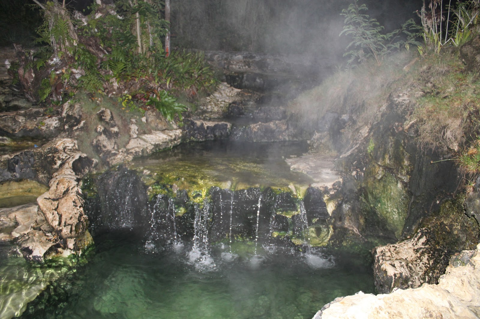 Confessions of a traveller wannabe ;): Hot Sping in BAGANGA!