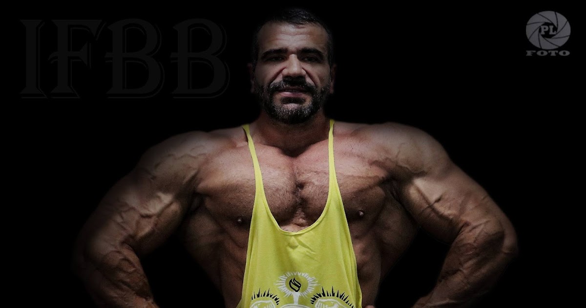 Muscle Lover: Spanish master bodybuilder Toni Lloret (2)