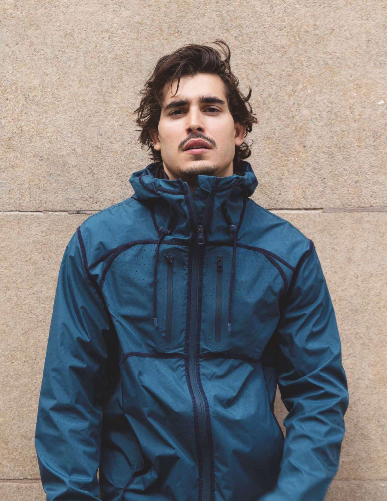 Henry Zaga para DA MAN Magazine por Mitchell Nguyen McCormack