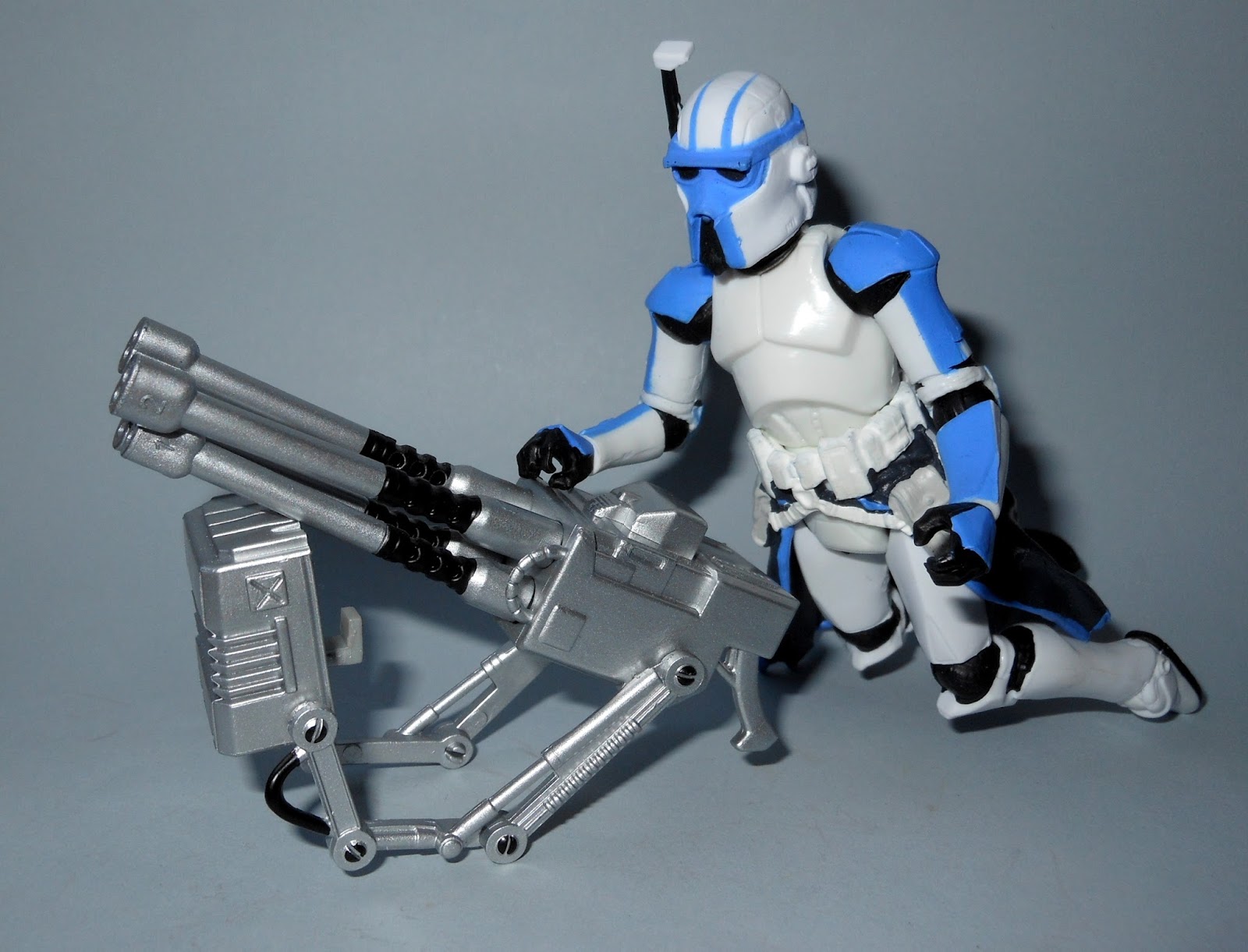 Figuras de Acción A Go-Gó: CLONE TROOPER (HEAVY GUNNER) (STAR WARS: THE ...