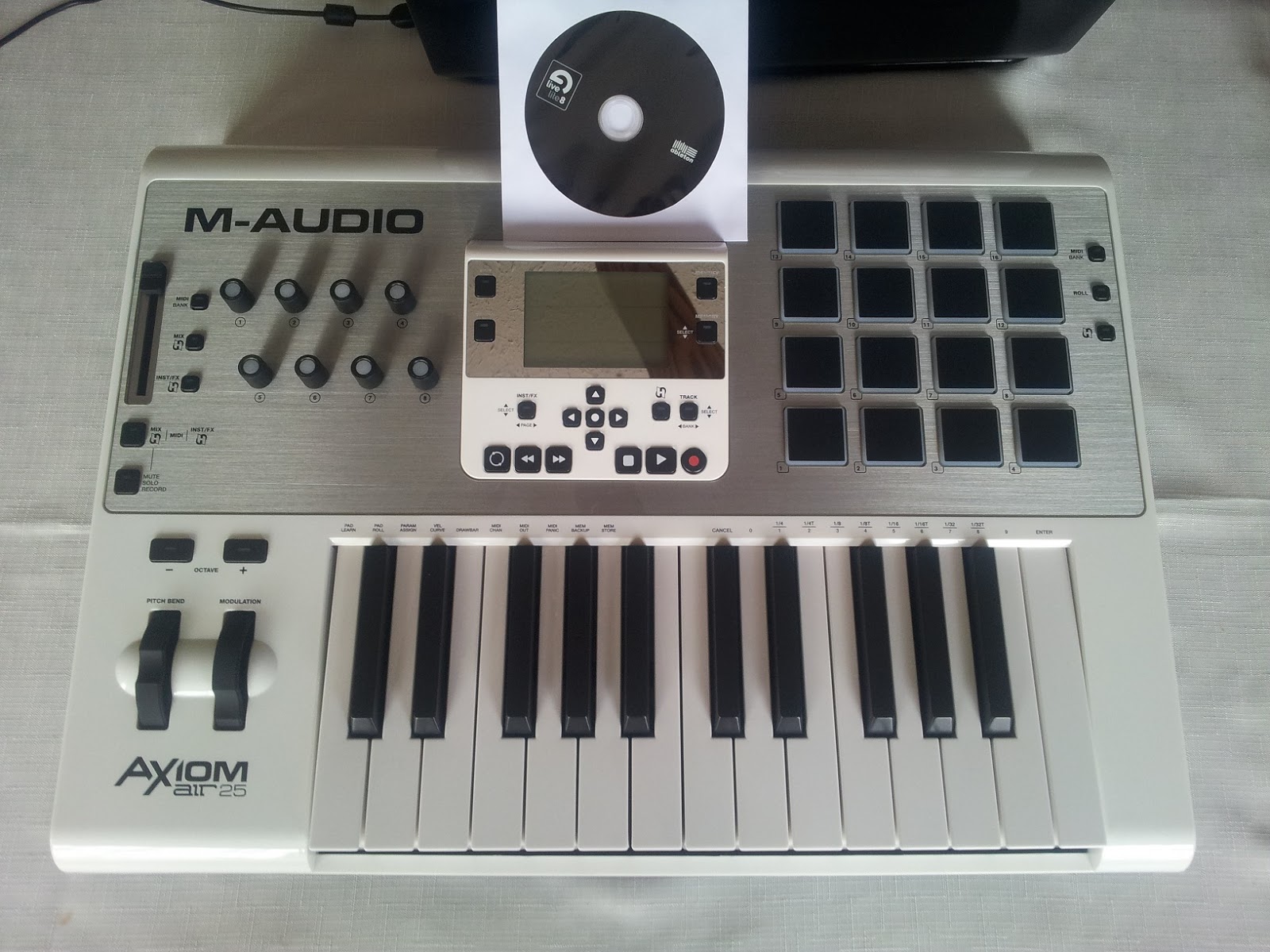 Guitars, Music Production, Home Studio, and Technology: M-AUDIO Axiom ...