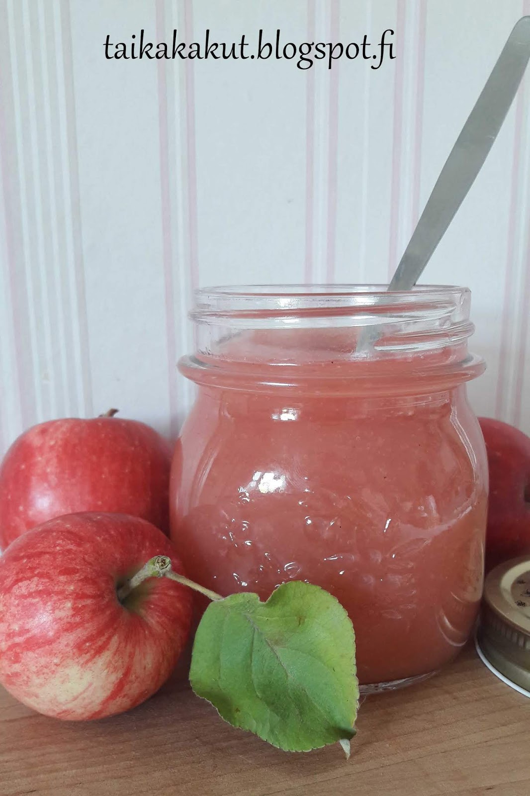 Tarun Taikakakut: Omenahillo ja lista omenaherkuista ♥