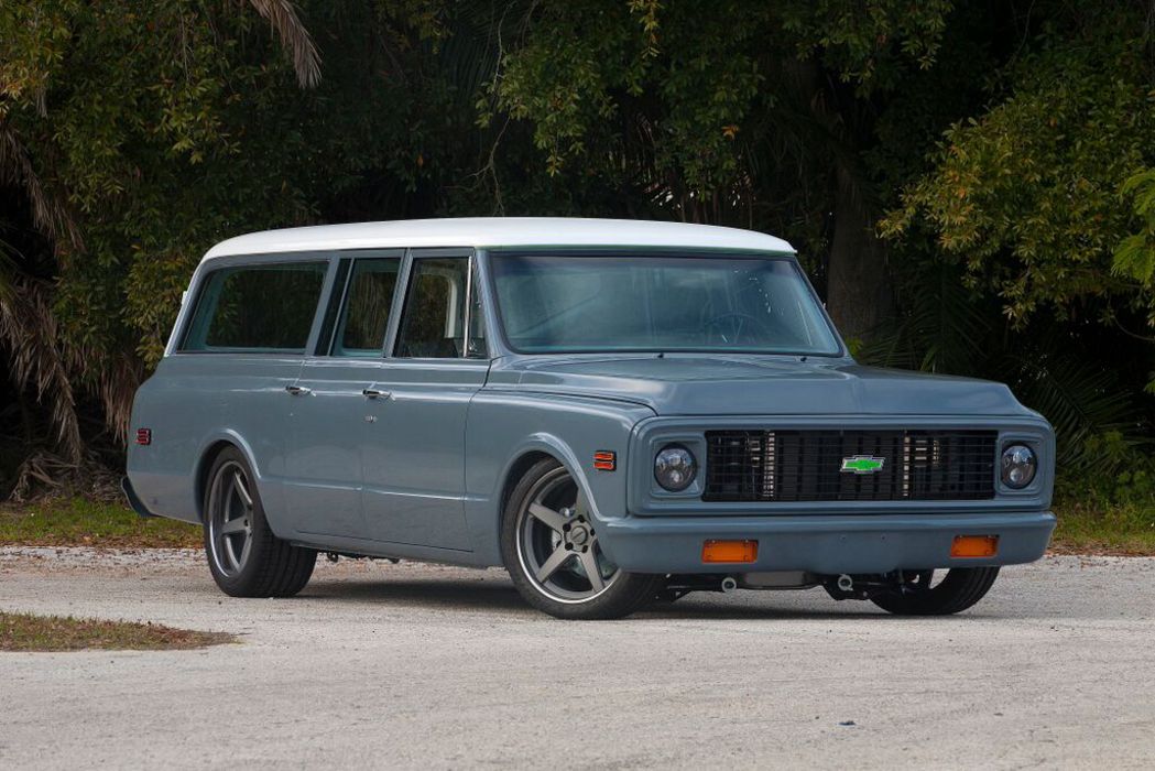 World Of Classic Cars: Chevrolet Suburban 1971 - World Of Classic Cars