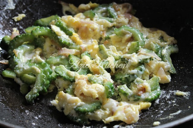 Peria Goreng Bertelur Yang Sedap dan Berkhasiat - Azie Kitchen