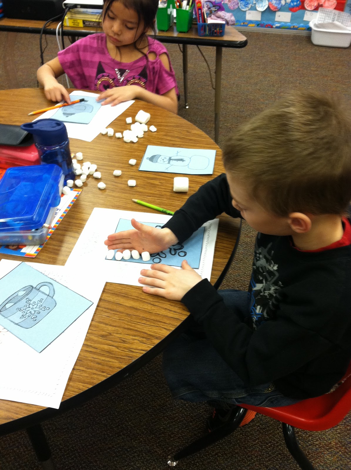 Happy Teaching & Happy Tech-ing!: Marshmallow Measuring