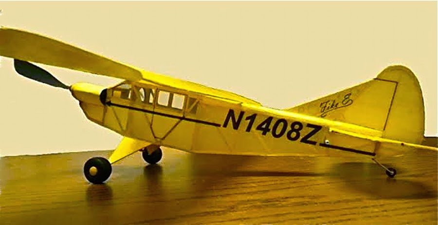 Free Flight -Vintage model airplane- cars-model retro avion et voiture ...