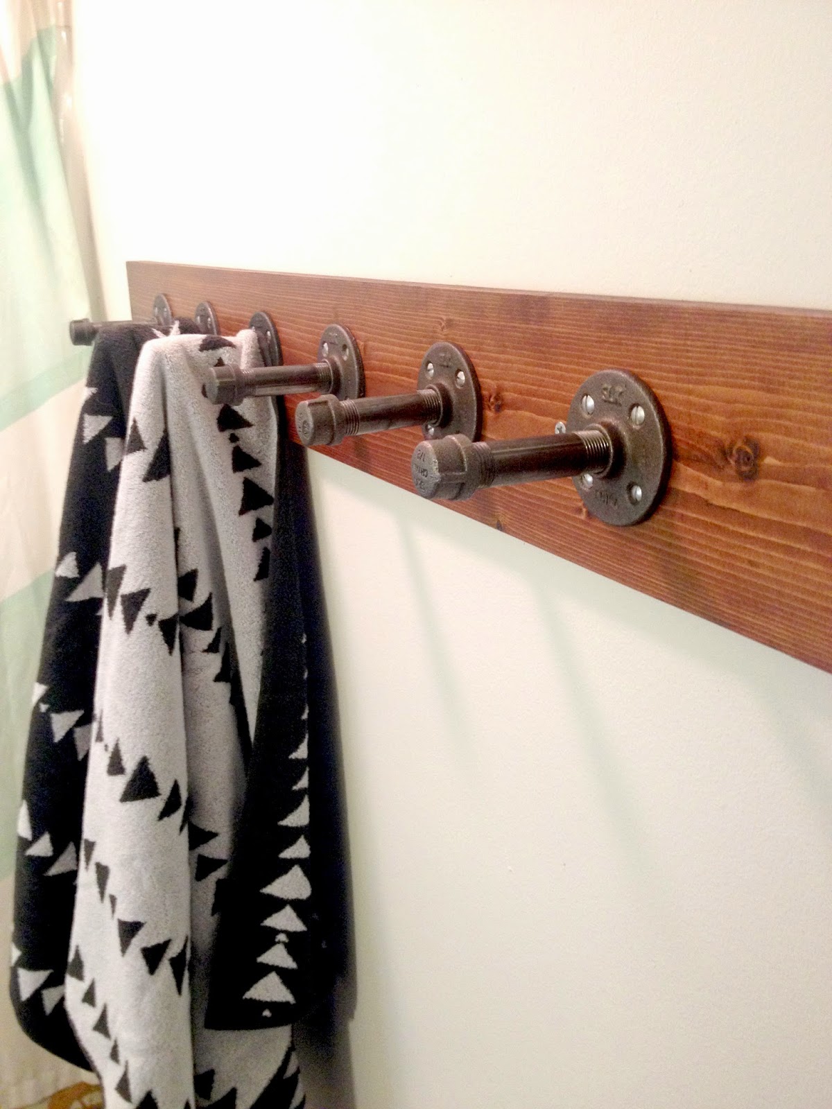 Life with Monsters: DIY: Industrial Towel Rack