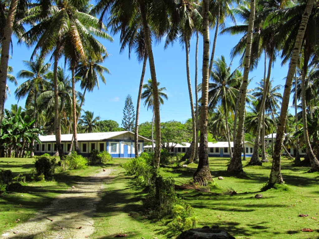 SAILING HELENA: Woleai atoll, Micronesia
