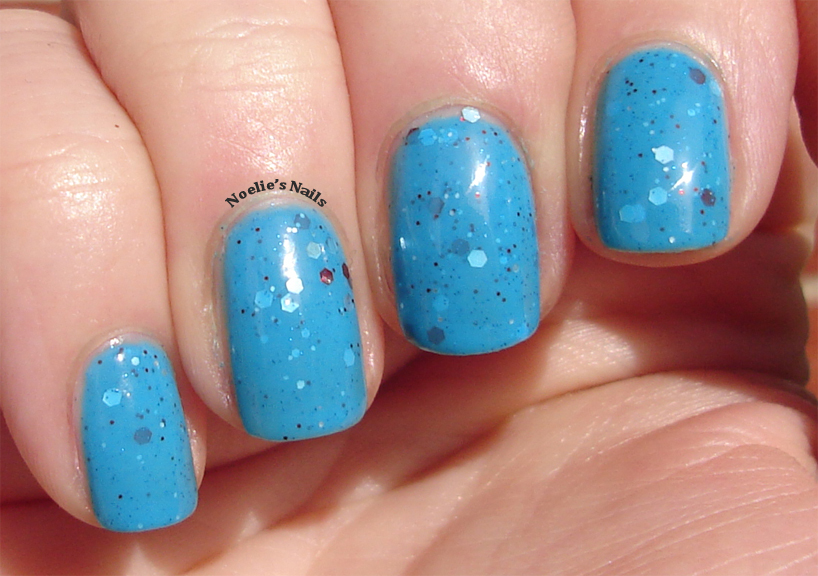 Noelie's Nails: Jaybird's Bomb Pop!