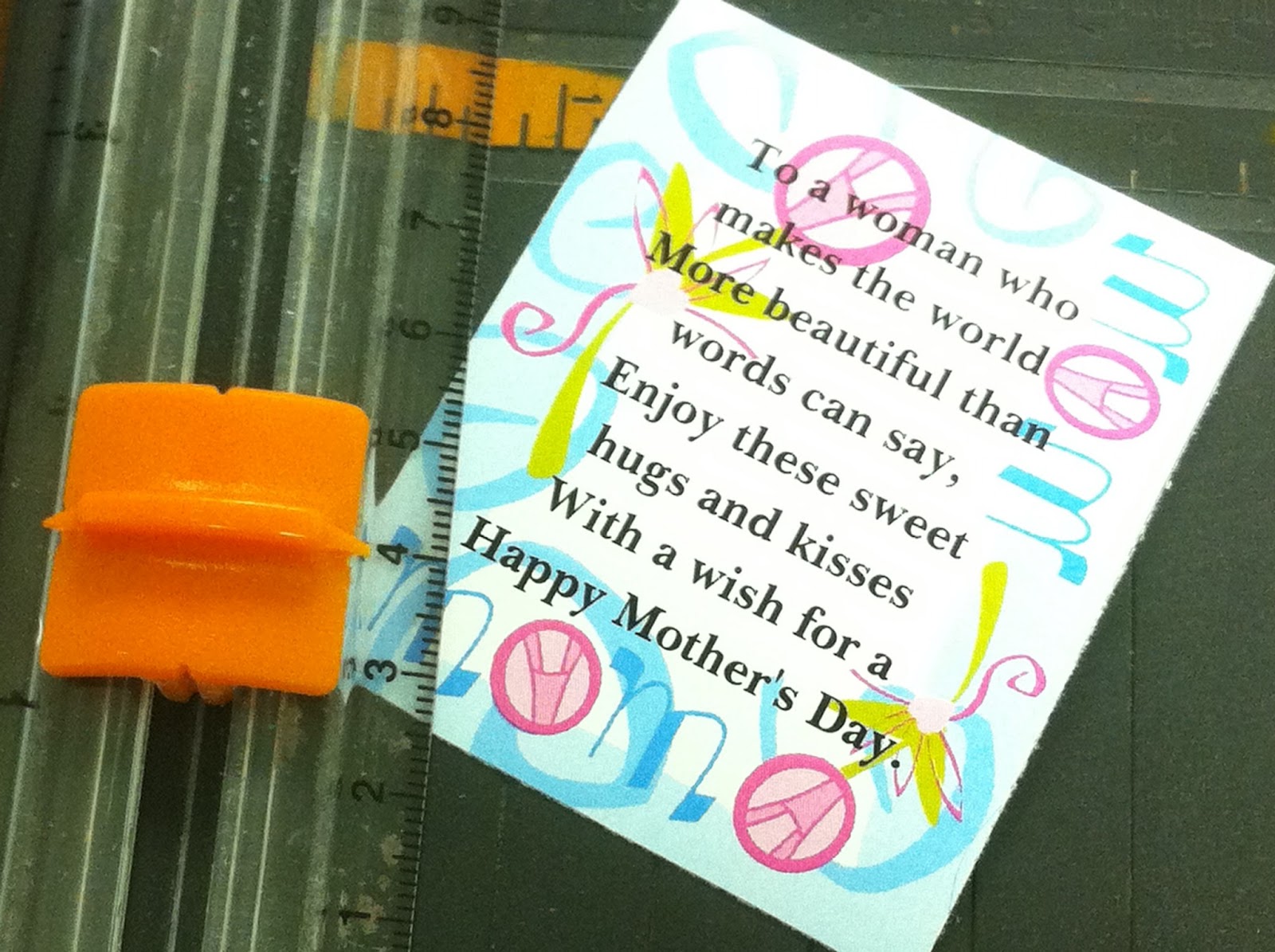 Hugs and Kisses Candy Jar Mothers Day Gift | DIY Party Mom