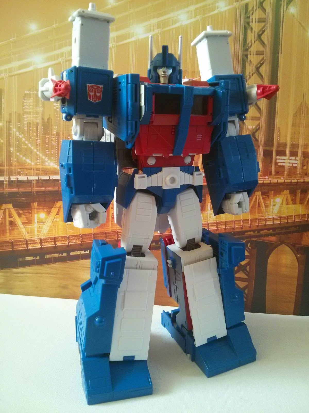 Toybox Soapbox: Transformers MP-22 Masterpiece Ultra Magnus Review