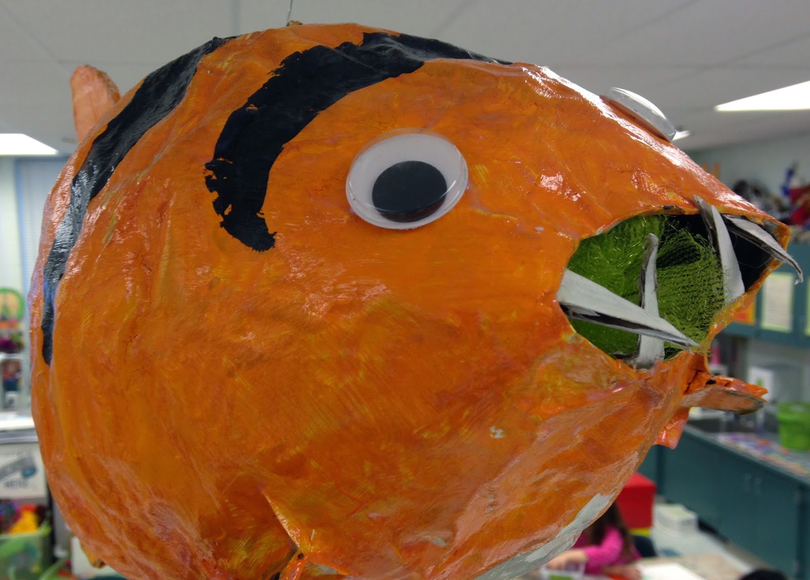 Art Room Blog: Advanced Art Club Paper Mache Fish...